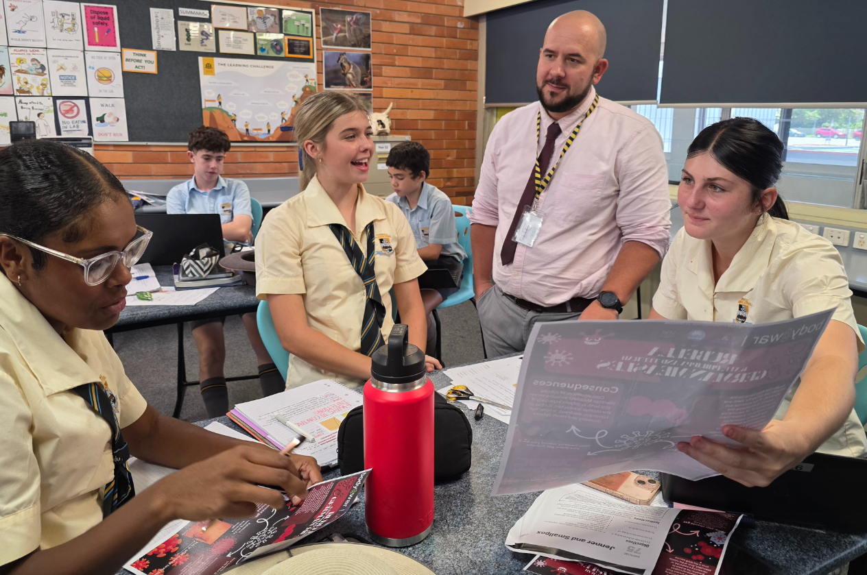 Bringing real-world science into the classroom - University of New ...